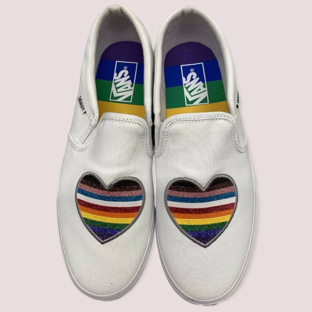 Vans Asher Rainbow Pride Heart Sneakers Nwot - Gem